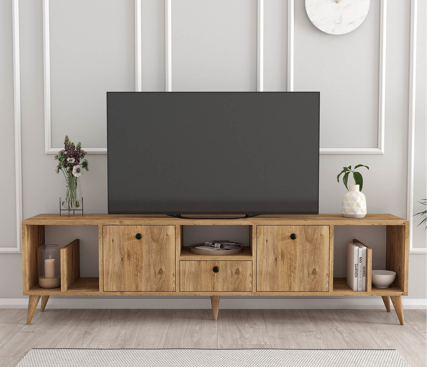 Figaro mediabänk - Furu - 2090 kr - Tv-bänkar - Trendrum.se