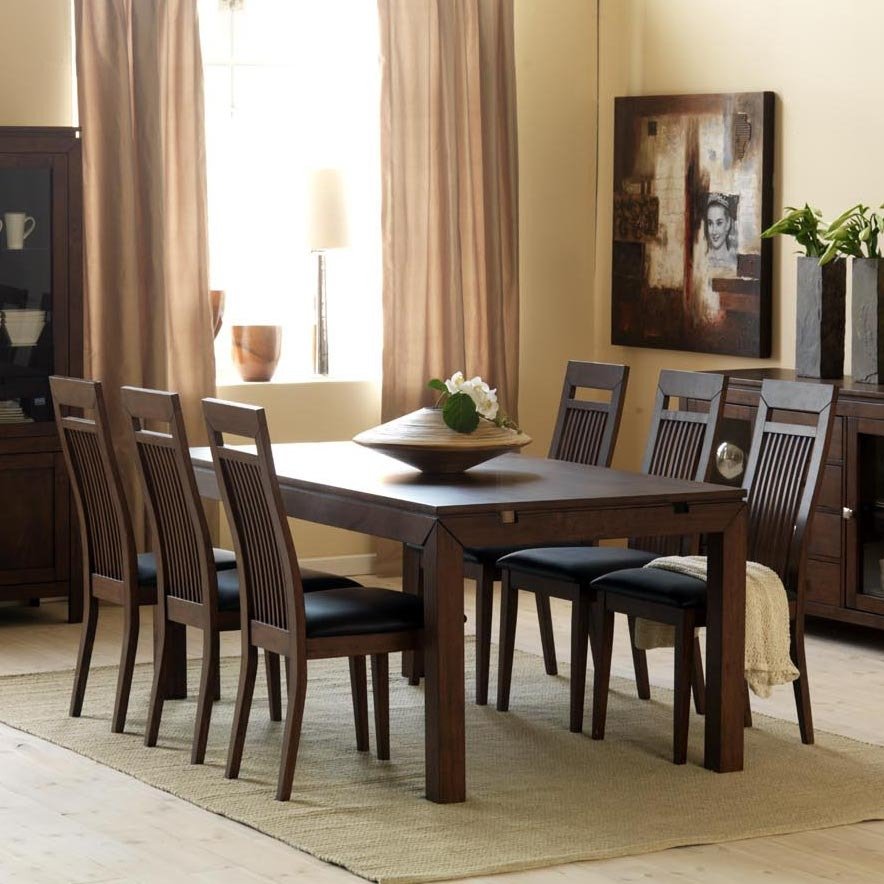 Matgrupp: Fargo matbord, topp 25 mm - Brun + 6 x Fargo stol - Brun med ...