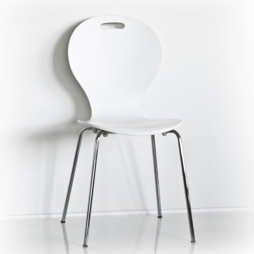Flexibus Stol Vit - 439 kr - Stolar med metallunderrede - Trendrum.se