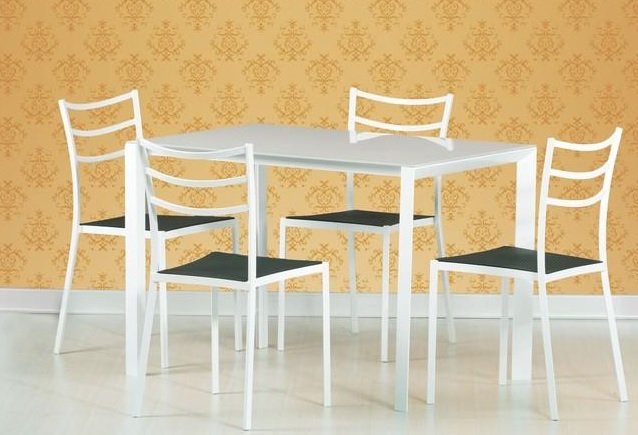 Freda matbord - Vit - 1495 kr - Matbord med glasskiva - Trendrum.se